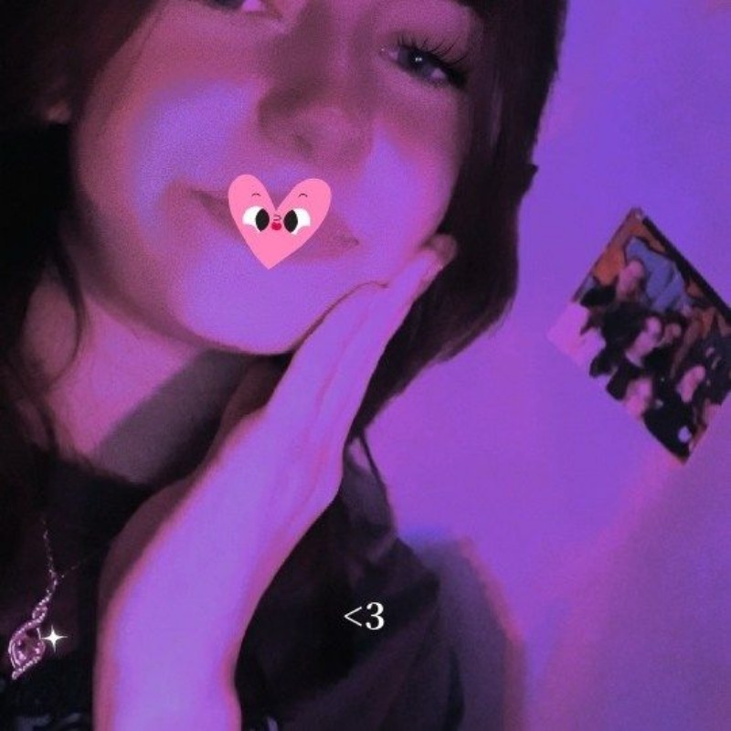 Él☆na (⏳.) (@elona_tpnl) | Snapchat Stories, Spotlight & Lenses