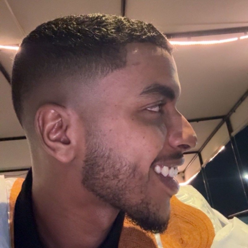 ELVE SIDATY ABBE (@elve_sdt) | Snapchat Stories, Spotlight & Lenses