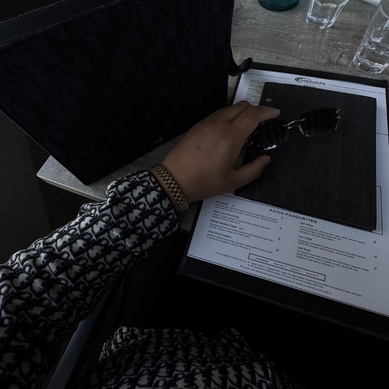 ROBIN 𓅓 (@em_robiinn) | Snapchat Stories, Spotlight & Lenses