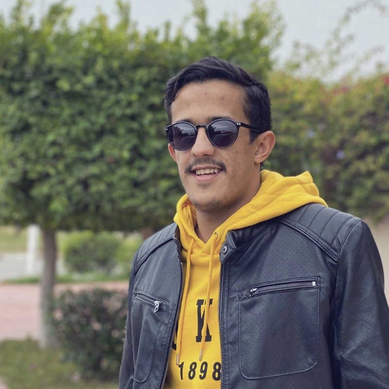 عماد منكوسة 📸 (@emad.mankusa) | Snapchat Stories, Spotlight & Lenses