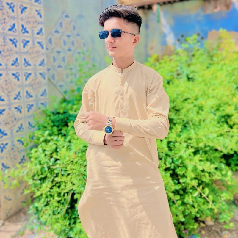 Emad Khan (@emad_khan234040) | Snapchat Stories, Spotlight & Lenses