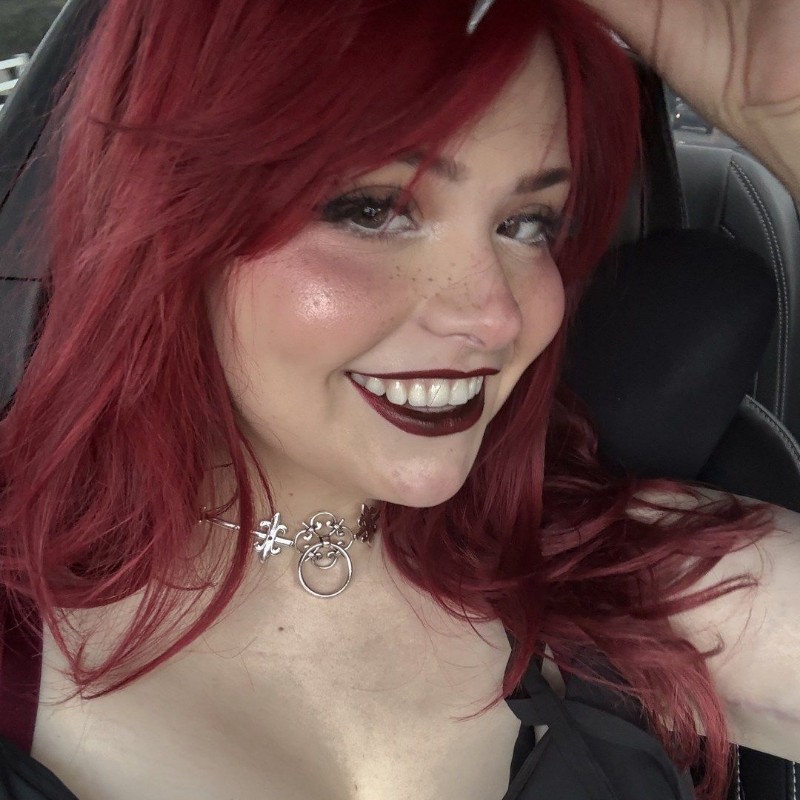 Ember Iska (@emberiska) | Snapchat Stories, Spotlight & Lenses