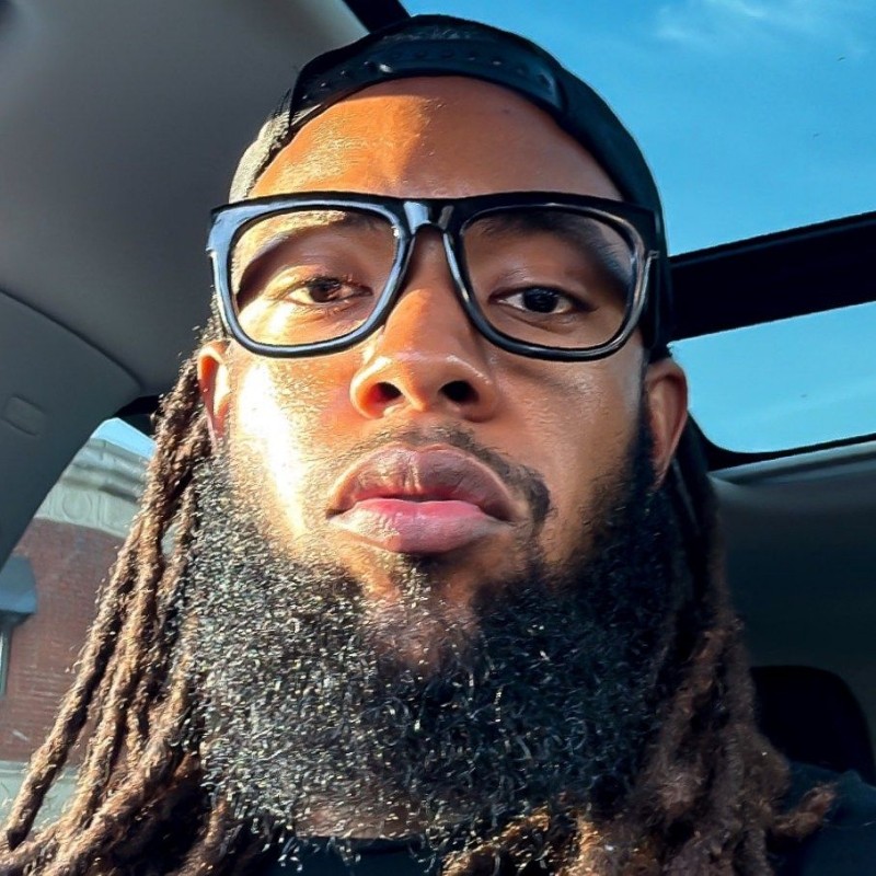Emile Ennis Jr. (@emileennisjr31) | Snapchat Stories, Spotlight & Lenses