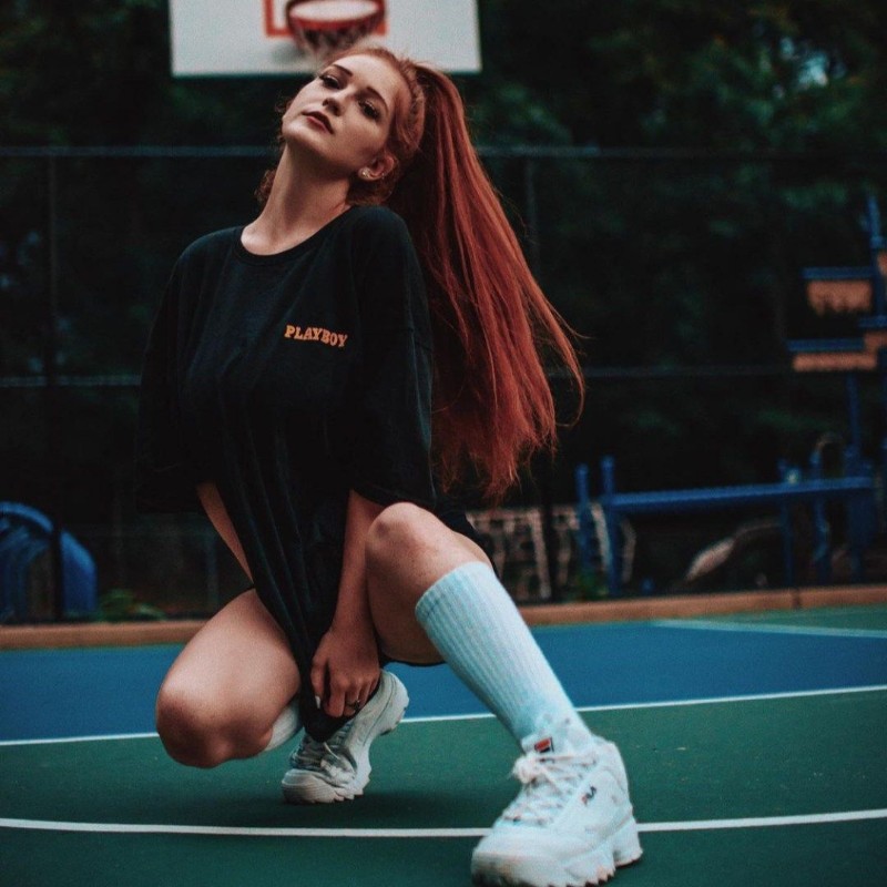 em (@emilybarchh) | Snapchat Stories, Spotlight & Lenses