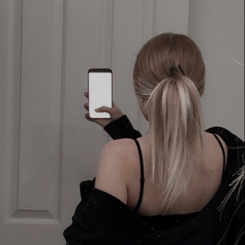 𝐸𝓂𝒾𝓁𝓎 (@emilybrumagin) | Snapchat Stories, Spotlight & Lenses