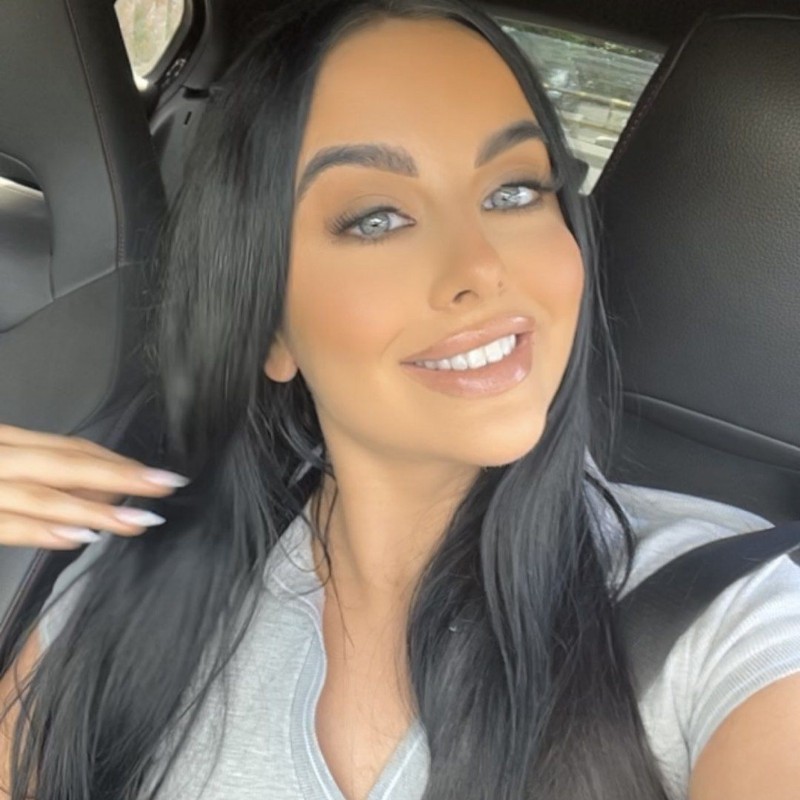 Emily (@emilys-c) | Snapchat Stories, Spotlight & Lenses