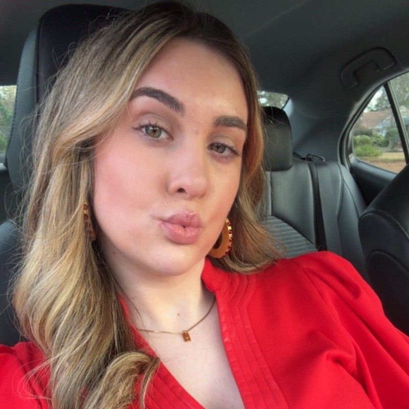 𝐸𝓂𝒾𝓁𝓎 𝒮𝒾𝓂𝓈🎀 (@emilysims910) | Snapchat Stories, Spotlight & Lenses