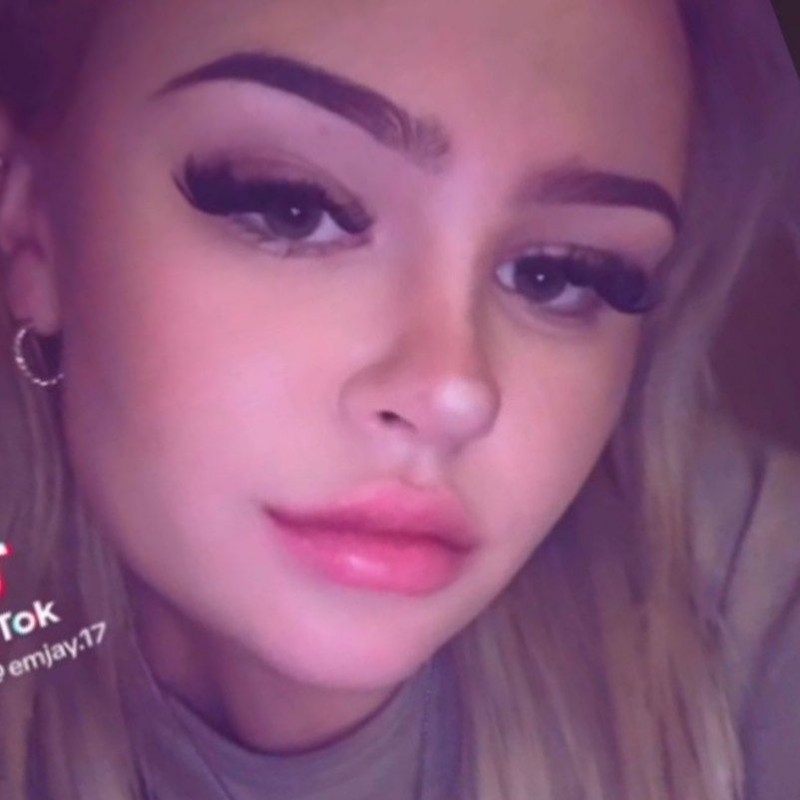 Emalene Jayyy (@emjay111x) | Snapchat Stories, Spotlight & Lenses