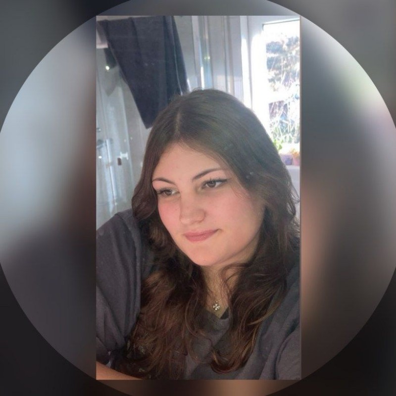 Emma (@emma.ppm) | Snapchat Stories, Spotlight & Lenses