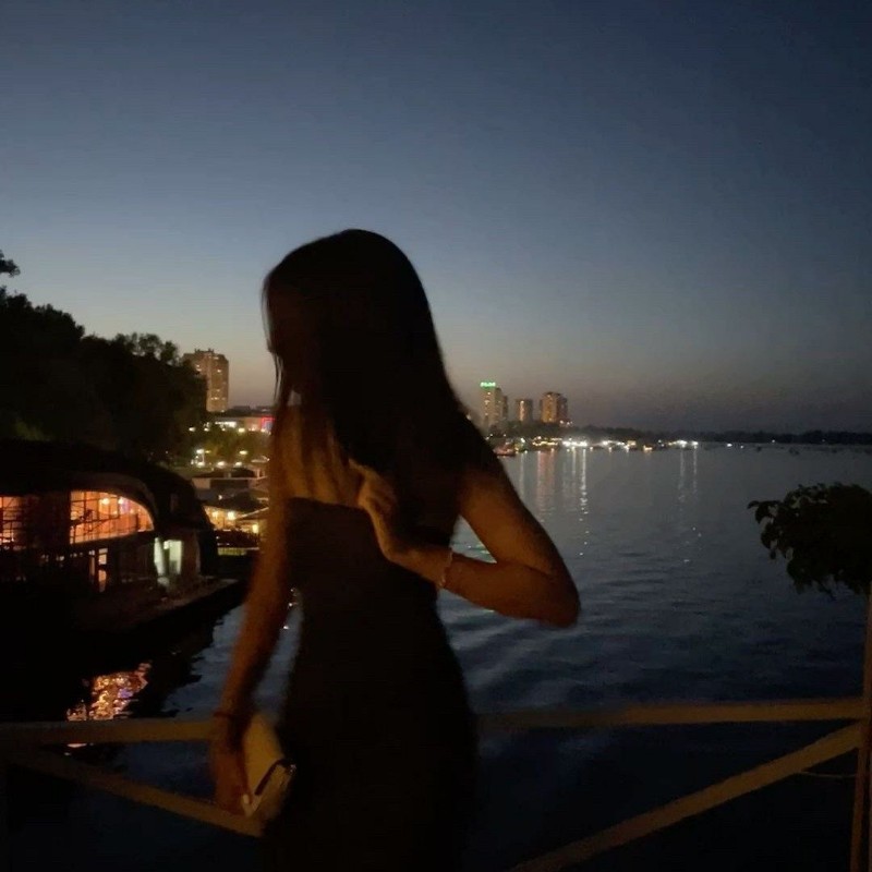 Emma Ricci (@emma_ricc1) | Snapchat Stories, Spotlight & Lenses