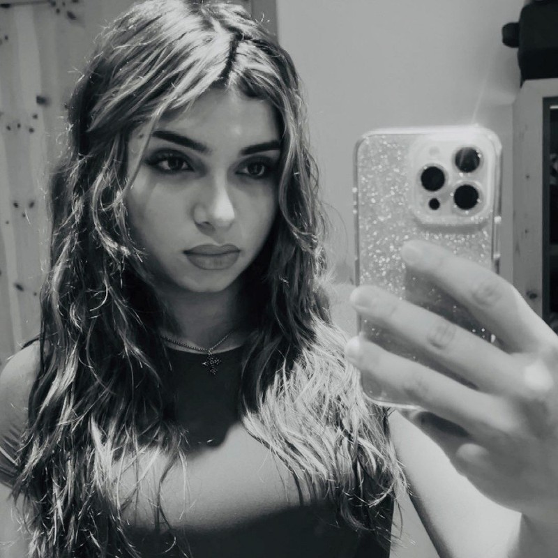 Ems (@emma_ricot21) | Snapchat Stories, Spotlight & Lenses