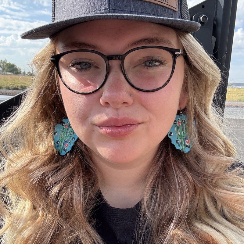 🤟🏻Emma🤟🏻 (@emmagregory75) | Snapchat Stories, Spotlight & Lenses