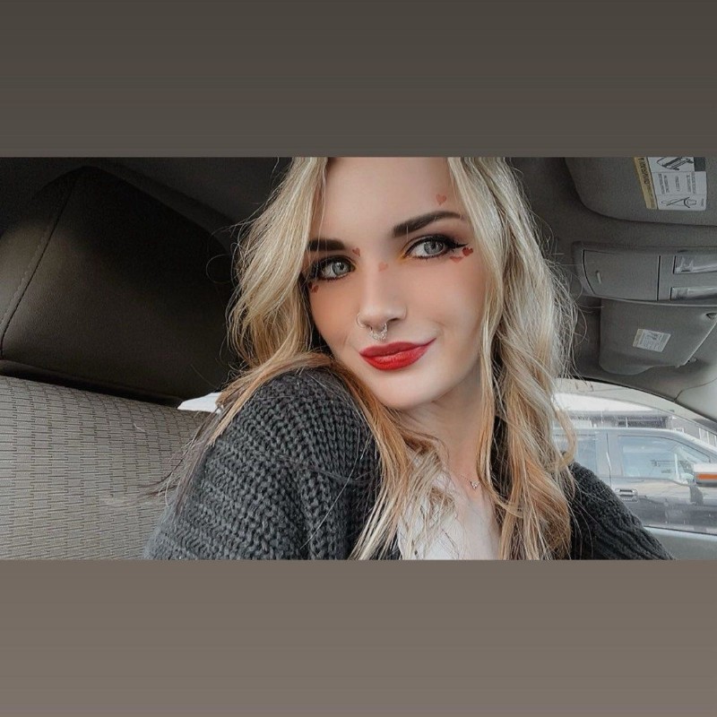 Emmy ️ ️Blossom (@emmy01baddie) | Snapchat Stories, Spotlight & Lenses