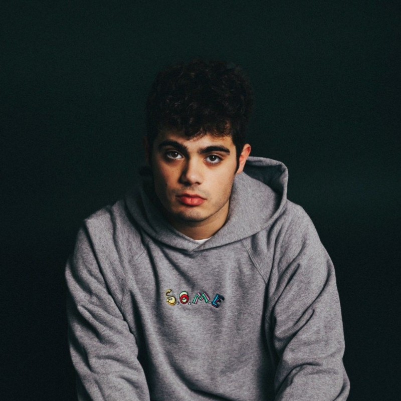 Emery Kelly (@emotionalemery) | Snapchat Stories, Spotlight & Lenses