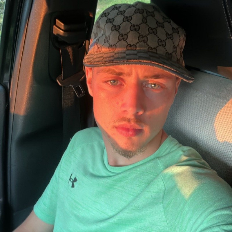 Tintin 👑🌍 (@enzo.prer) | Snapchat Stories, Spotlight & Lenses