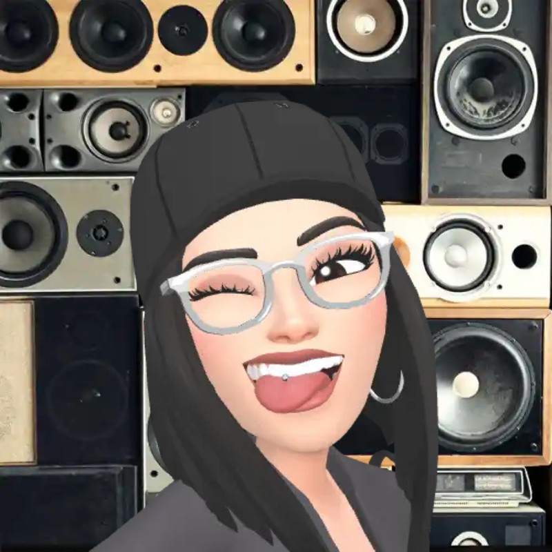 𓇼 ⋆.˚ 𓆉 𓆝 𓆡⋆.˚ 𓇼 (@esra21.k) | Snapchat Stories, Spotlight & Lenses