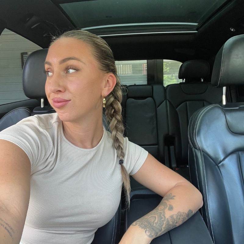 Esra Lakap (@esralakap) | Snapchat Stories, Spotlight & Lenses