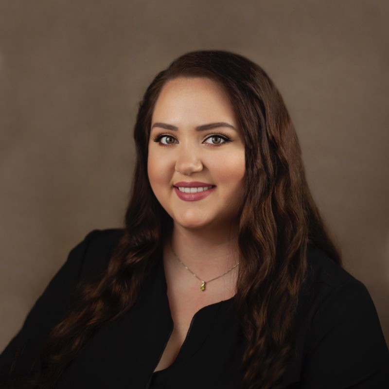 Emily Sweatfield (@esweatfield) | Snapchat Stories, Spotlight & Lenses