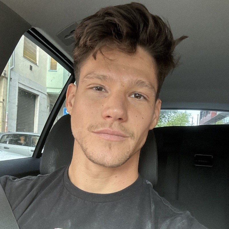 Ethan O’pry (@ethanopryreal) | Snapchat Stories, Spotlight & Lenses