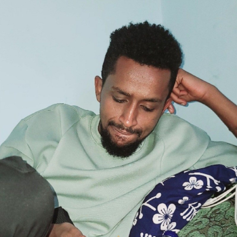 ابراهيمم 🇪🇹🇾🇪🇸🇦 (@ev39x) | Snapchat Stories, Spotlight & Lenses