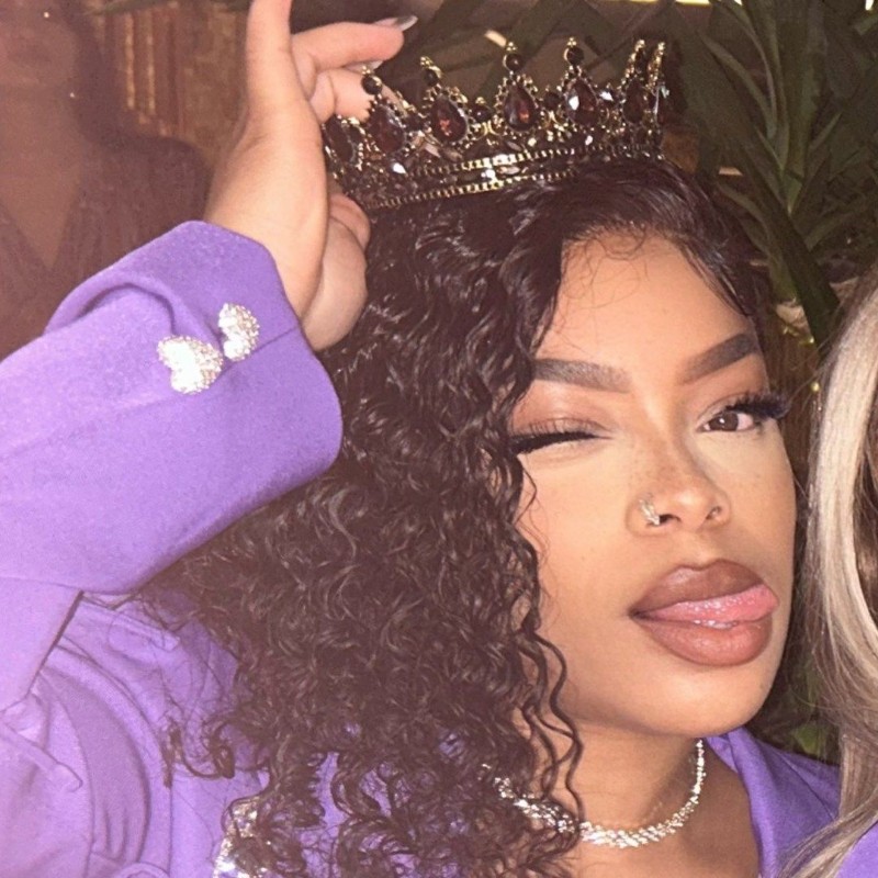 EVA LEWIS (@eva_lewis) | Snapchat Stories, Spotlight & Lenses