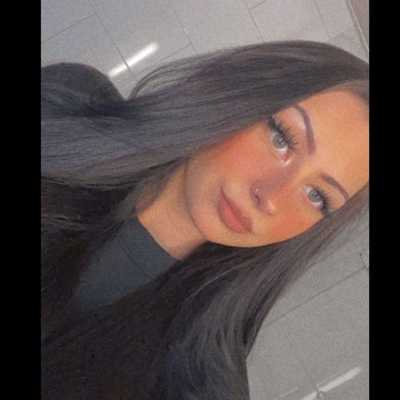 𝐸𝓎𝓁𝑒𝑒𝓃 🦦 (@eyleen_465) | Snapchat Stories, Spotlight & Lenses