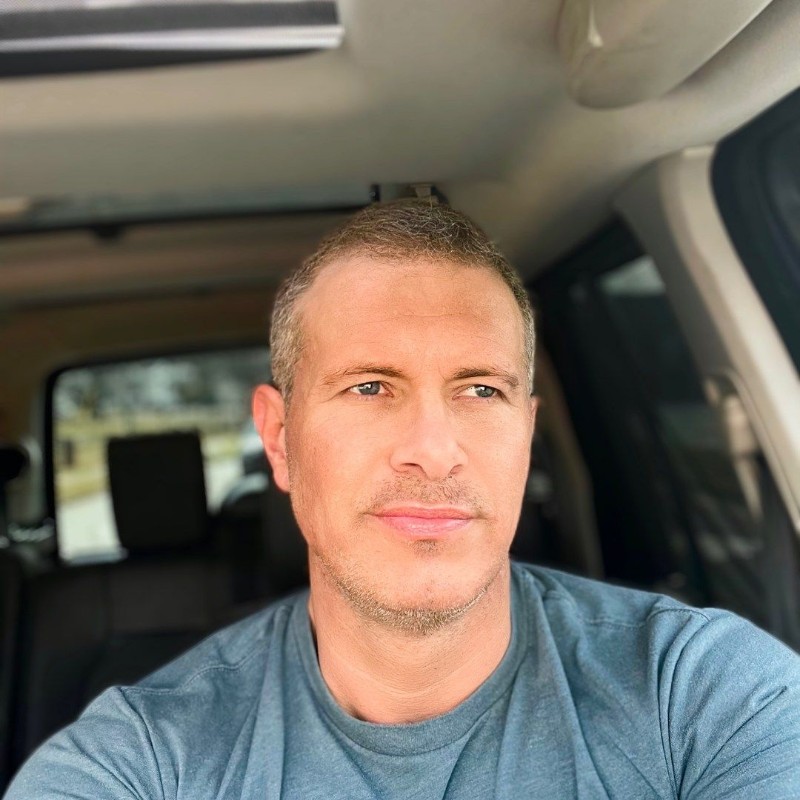 Wesley Charles Holleman (@f82cre8) | Snapchat Stories, Spotlight & Lenses