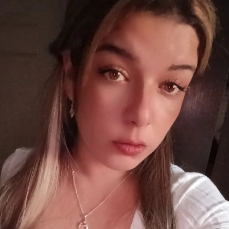 Fernanda Bustos (@f_bustos253211) | Snapchat Stories, Spotlight & Lenses
