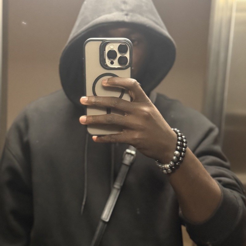 Fabrice-olive Acho (@fabriceoliveach) | Snapchat Stories, Spotlight & Lenses