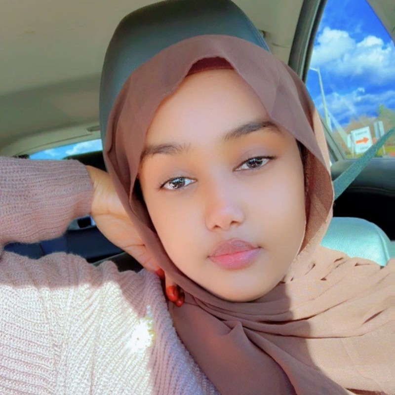 Faiza Queen 🫅 🦋🇰🇪🇨🇦 (@faizaqueen9258) | Snapchat Stories, Spotlight ...