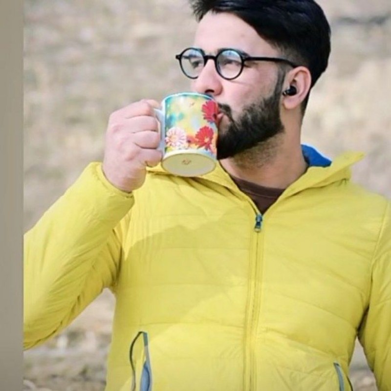 Fake Smile (@fakesmile246601) | Snapchat Stories, Spotlight & Lenses