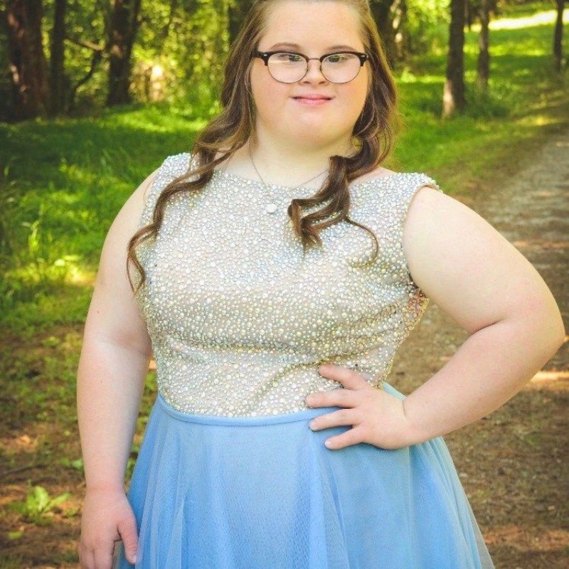 Fallon Hinson (@fallonhinson) | Snapchat Stories, Spotlight & Lenses