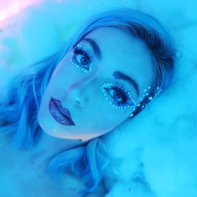 Katie Cole (@fancyflutie) | Snapchat Stories, Spotlight and Lenses