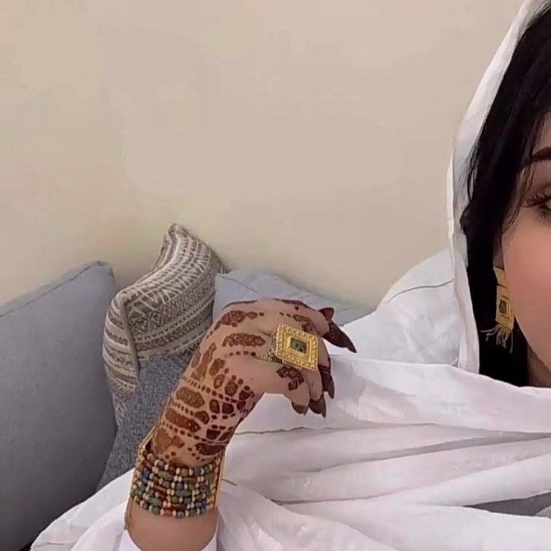 فرح الكنتاوي (@farah.kantaw) | Snapchat Stories, Spotlight & Lenses