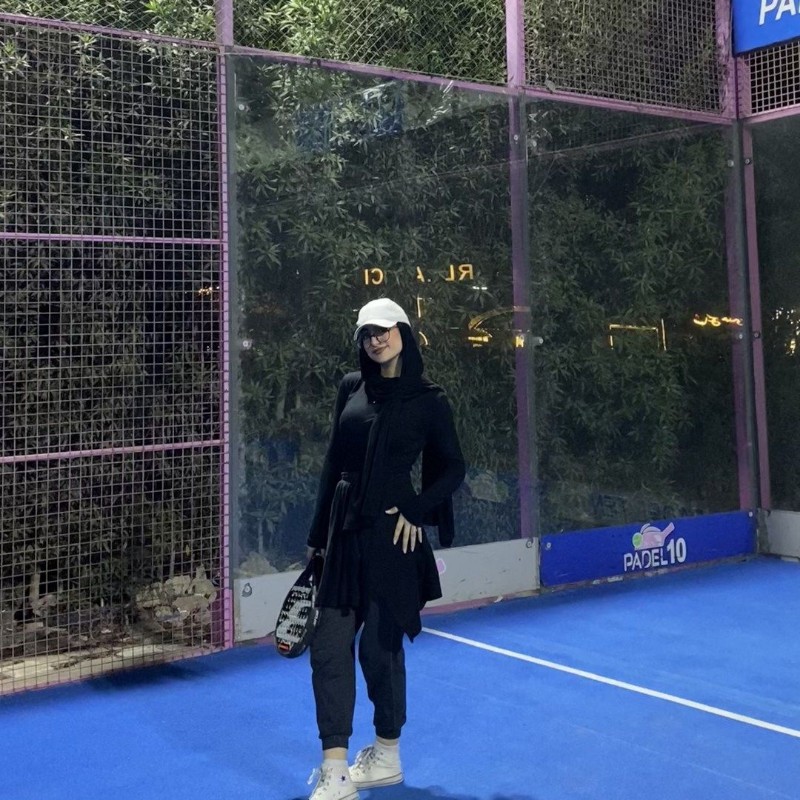 FARAH SAEED👩🏻‍🎨 (@farahh_artt) | Snapchat Stories, Spotlight & Lenses