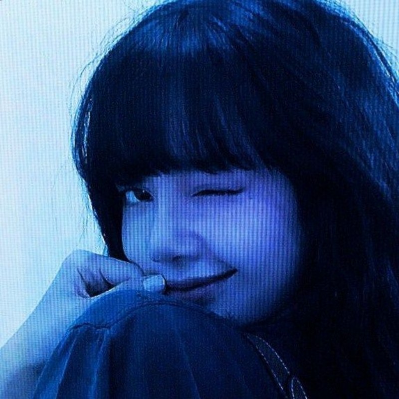 Kim Sana (@farangizrav2025) | Snapchat Stories, Spotlight & Lenses