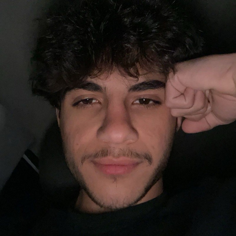 Fared Hassan (@fared_1984) | Snapchat Stories, Spotlight & Lenses