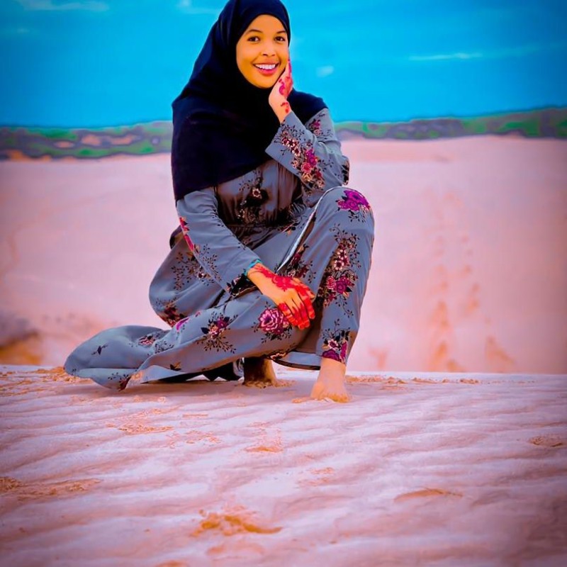 Farhiya Zoona (@farhiya_2022) | Snapchat Stories, Spotlight & Lenses