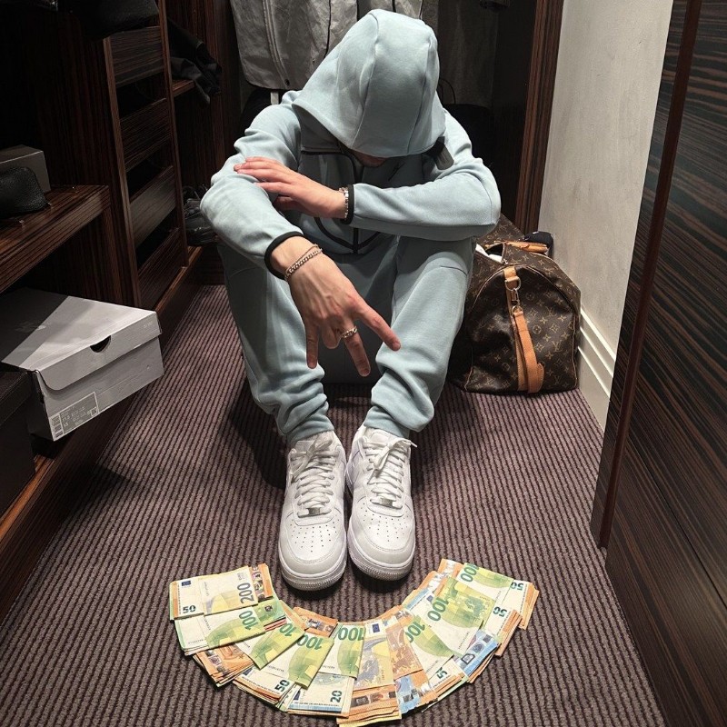 Faroonᴮᵃᵇʸ (@faroon_baby) | Snapchat Stories, Spotlight & Lenses