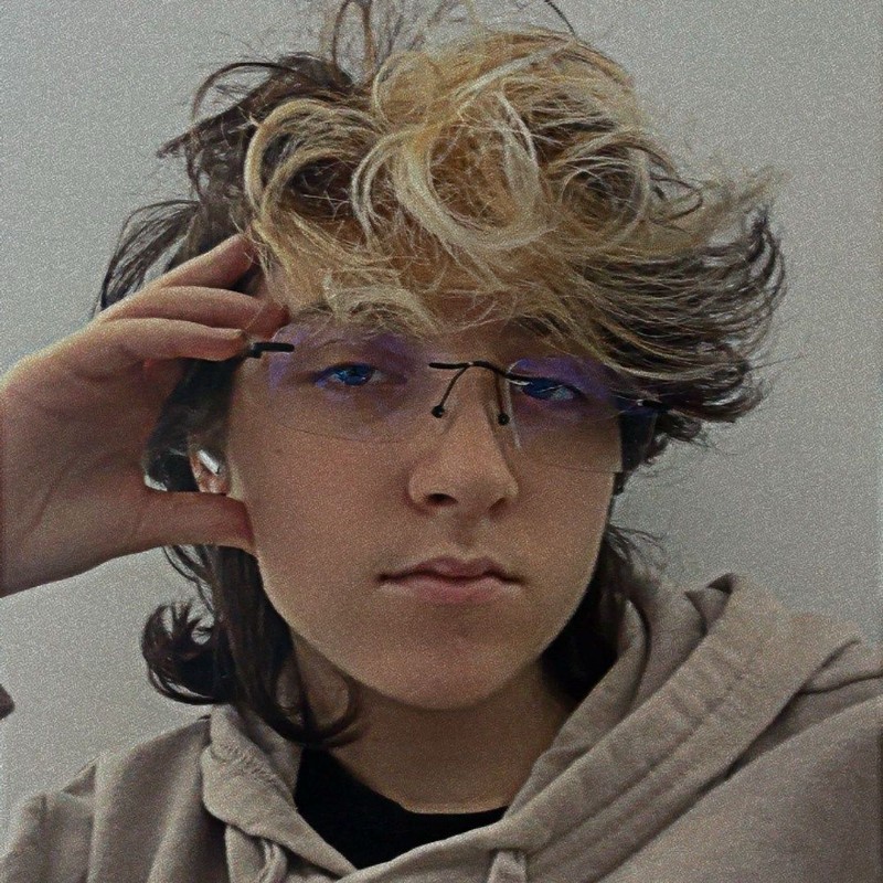 Levi What’s His Name (@farrarlevi) | Snapchat Stories, Spotlight & Lenses