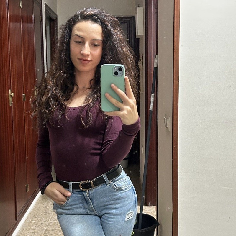 Fatima Gomez (@fatemagomezz) | Snapchat Stories, Spotlight & Lenses