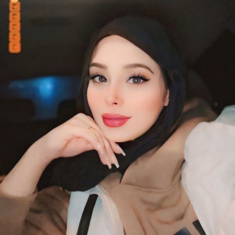 𝐹𝐴𝑇𝑂𝑂𝑀 𝓁 فطوم ꨄ (@fatoom-online) | Snapchat Stories, Spotlight & Lenses