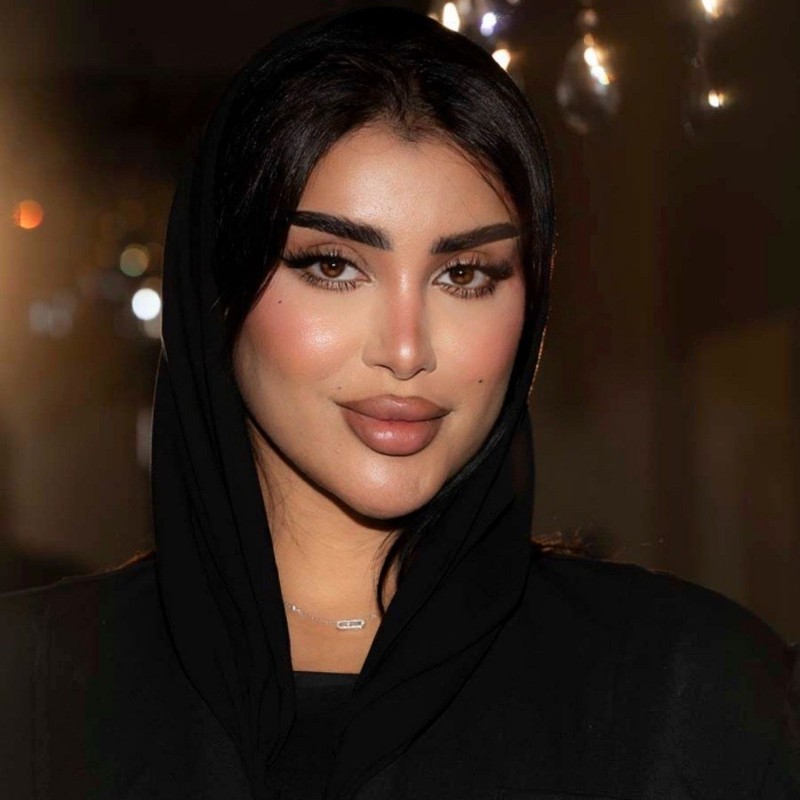 FATIMA FB BEAUTY 🇧🇭 (@fb-art) | Snapchat Stories, Spotlight & Lenses