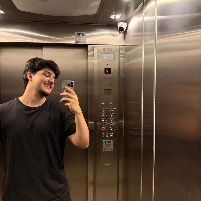 Felipe (@felipelessaa) | Snapchat Stories, Spotlight & Lenses