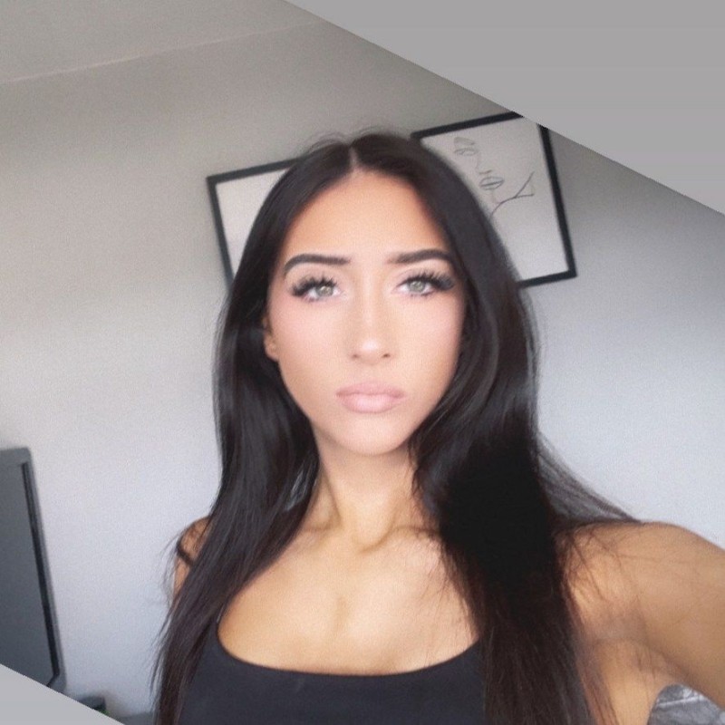 𝔽𝕗𝕚𝕠𝕟 ꨄ (@ffionbxrnett) | Snapchat Stories, Spotlight & Lenses