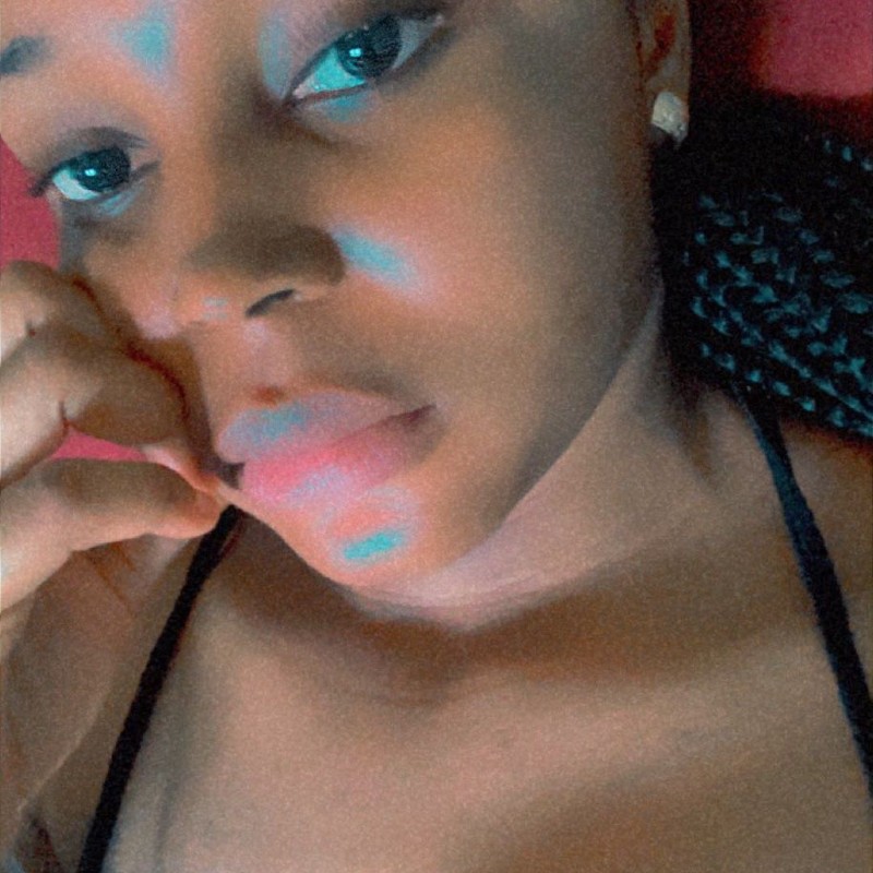 Fi_funmi (@fi_funmii) | Snapchat Stories, Spotlight & Lenses