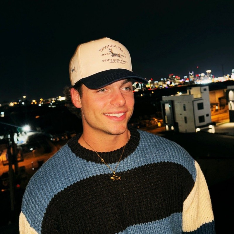 Fisher Perry (@fisher_perry) | Snapchat Stories, Spotlight & Lenses