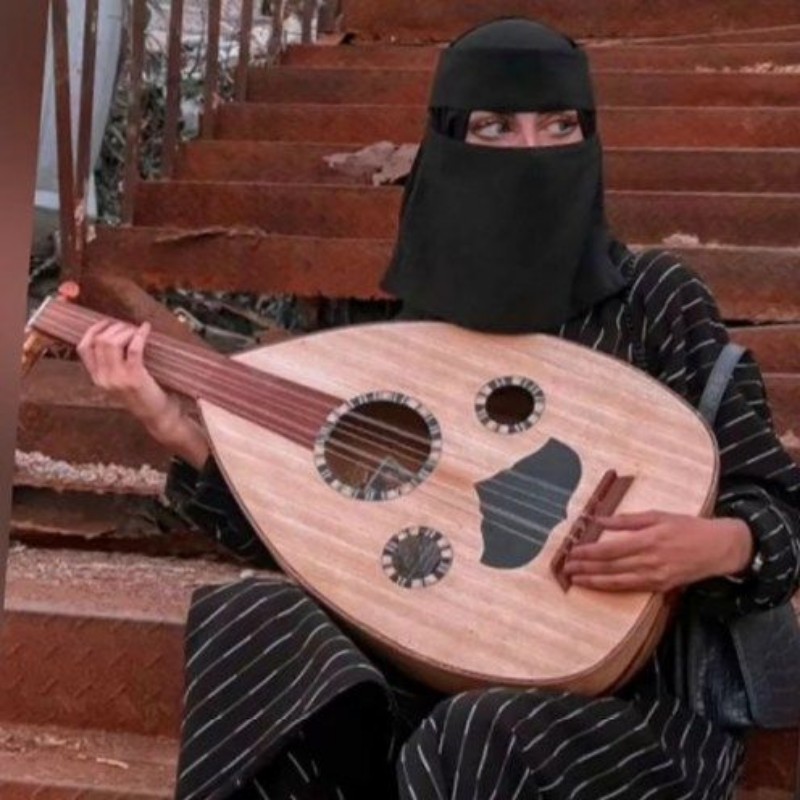 بـنــت ذاك الــسبـعـاوي¹⁸𓃴 (@flanahh_18) | Snapchat Stories, Spotlight & Lenses