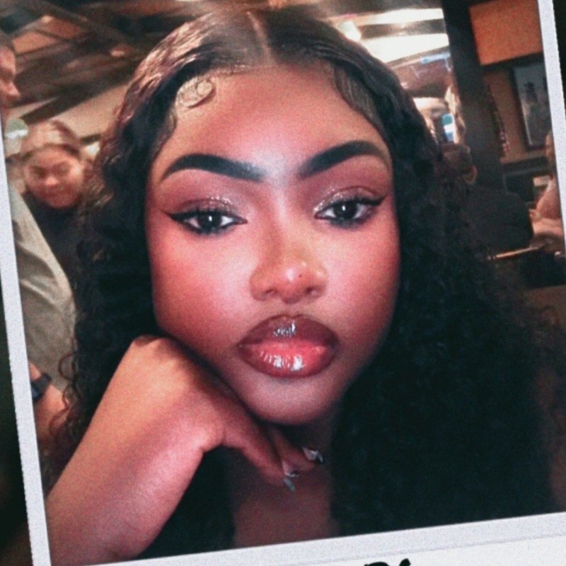 ThaniaSzn 👑🇭🇹💕 (@fly_henny) | Snapchat Stories, Spotlight & Lenses