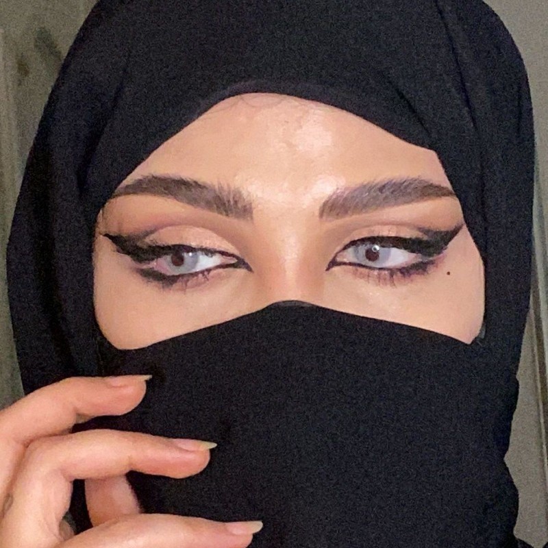 فاطمه .. (@fof_1907) | Snapchat Stories, Spotlight & Lenses